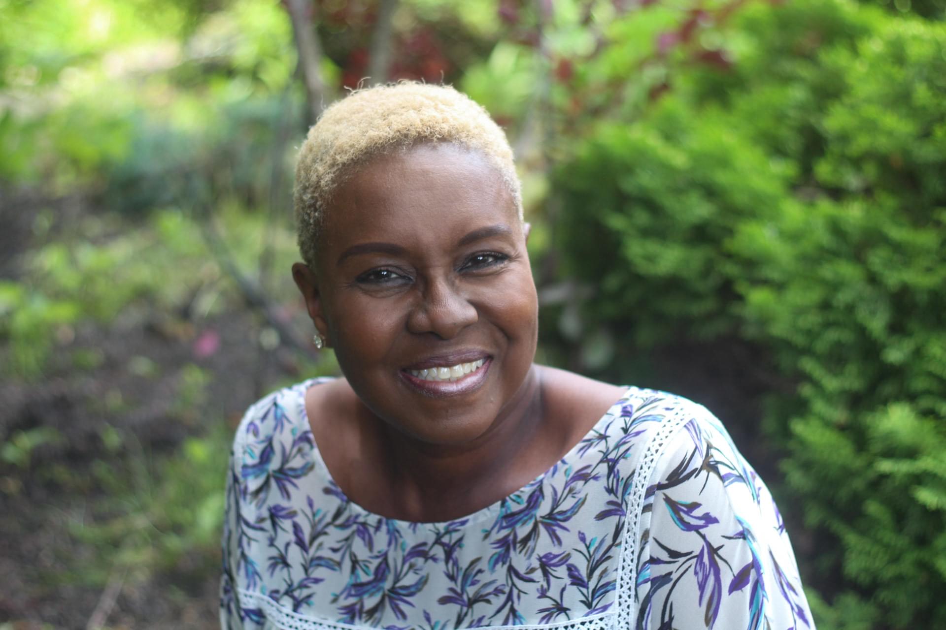 YVETTE JETT REYNOLD | Home Page